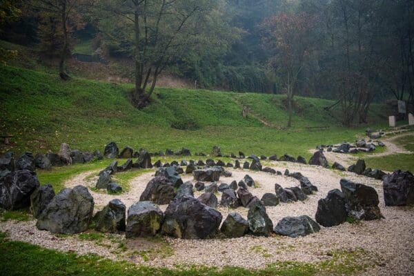 The 5 Pyramids of Visoko: fascinating connection between energy and ...